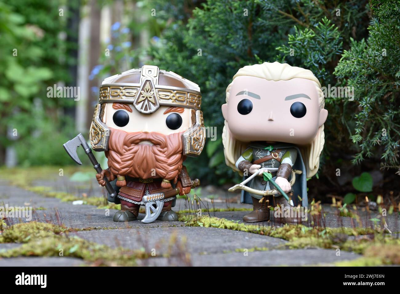 Battle axe lord of the rings hi-res stock photography and images - Alamy