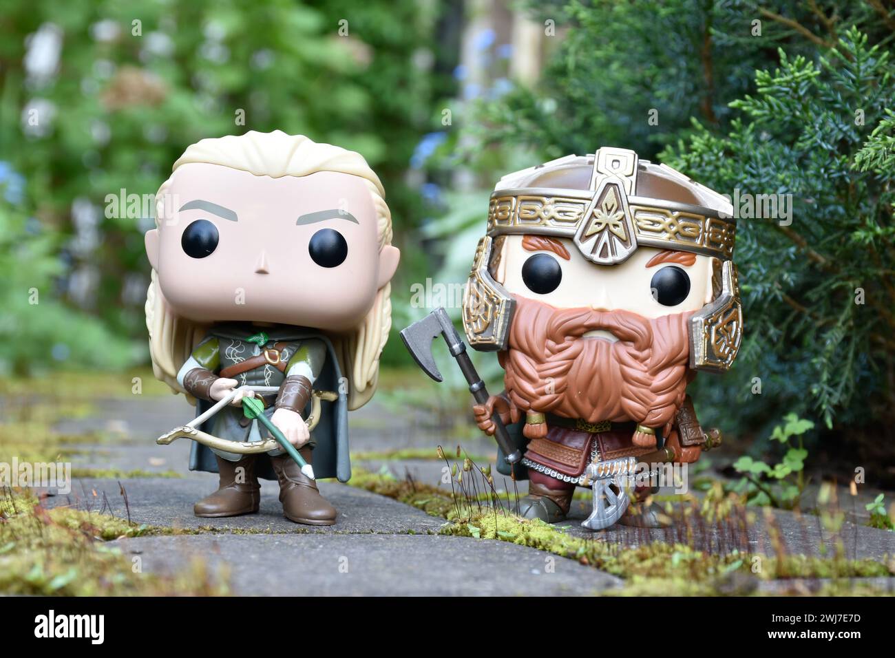 Battle axe lord of the rings hi-res stock photography and images - Alamy