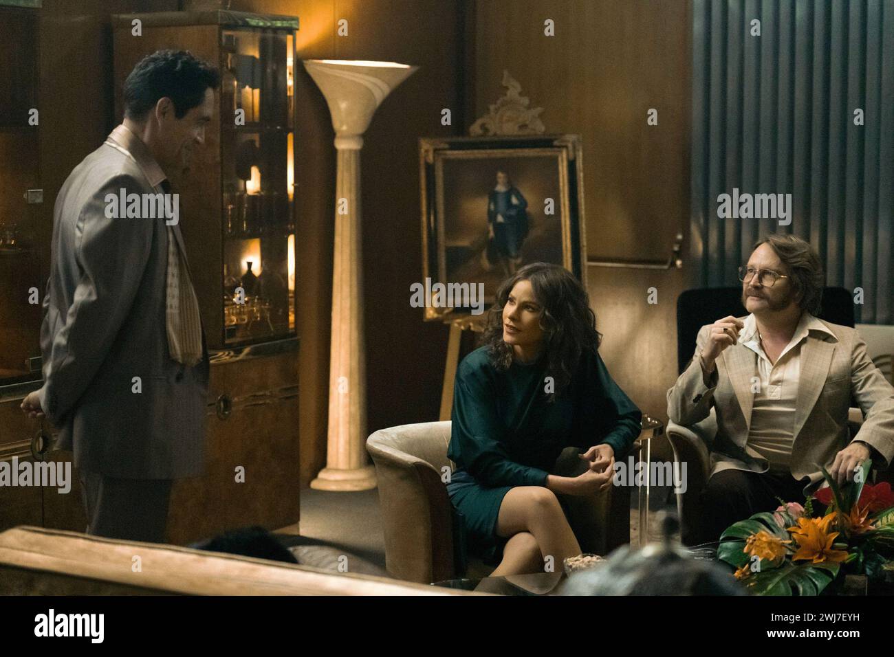 GRISELDA, from left: Jose Zuniga, Sofia Vergara, Christian Tappan ...
