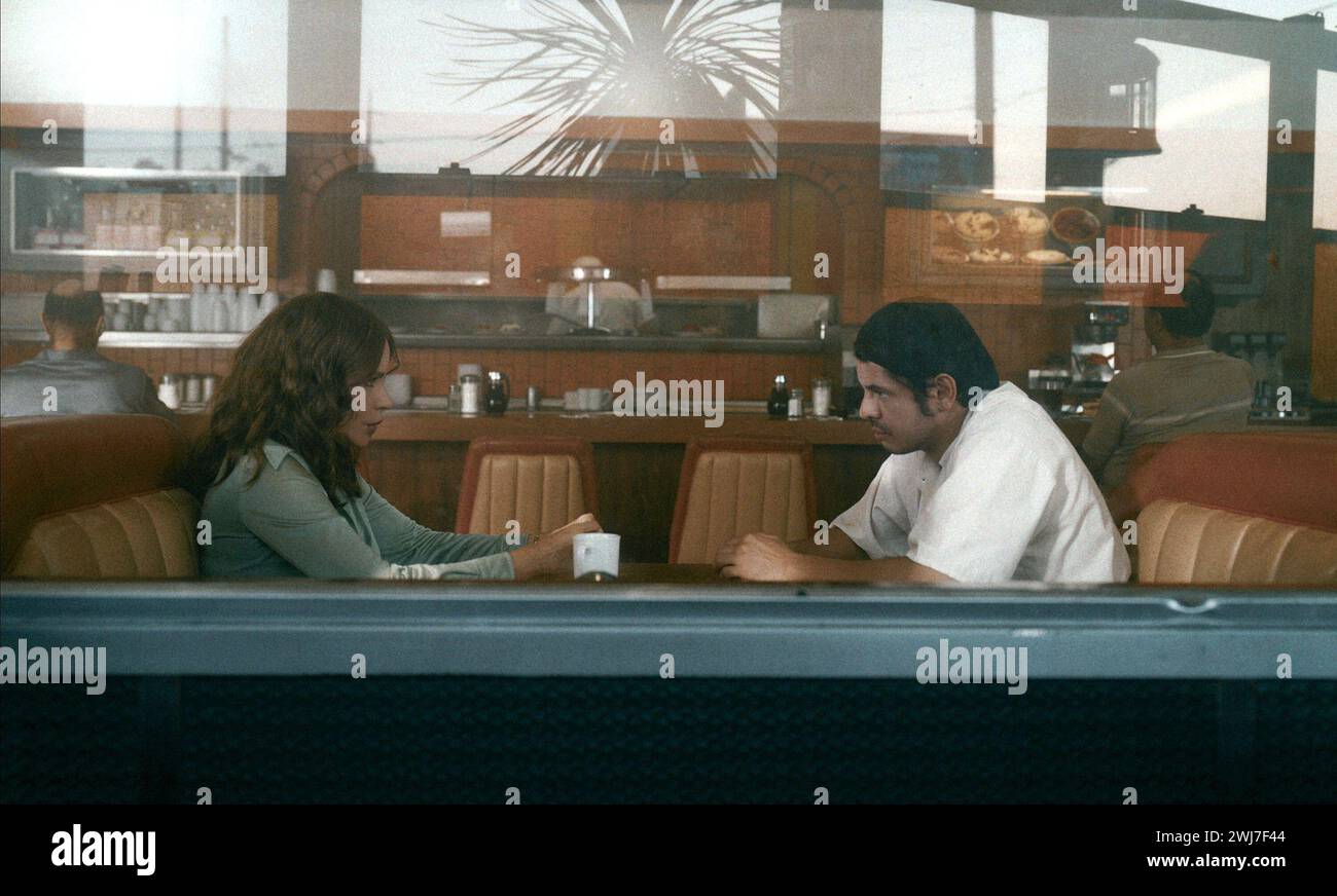 GRISELDA, from left: Sofia Vergara, Fredy Yate, 'Lady Comes to Town ...