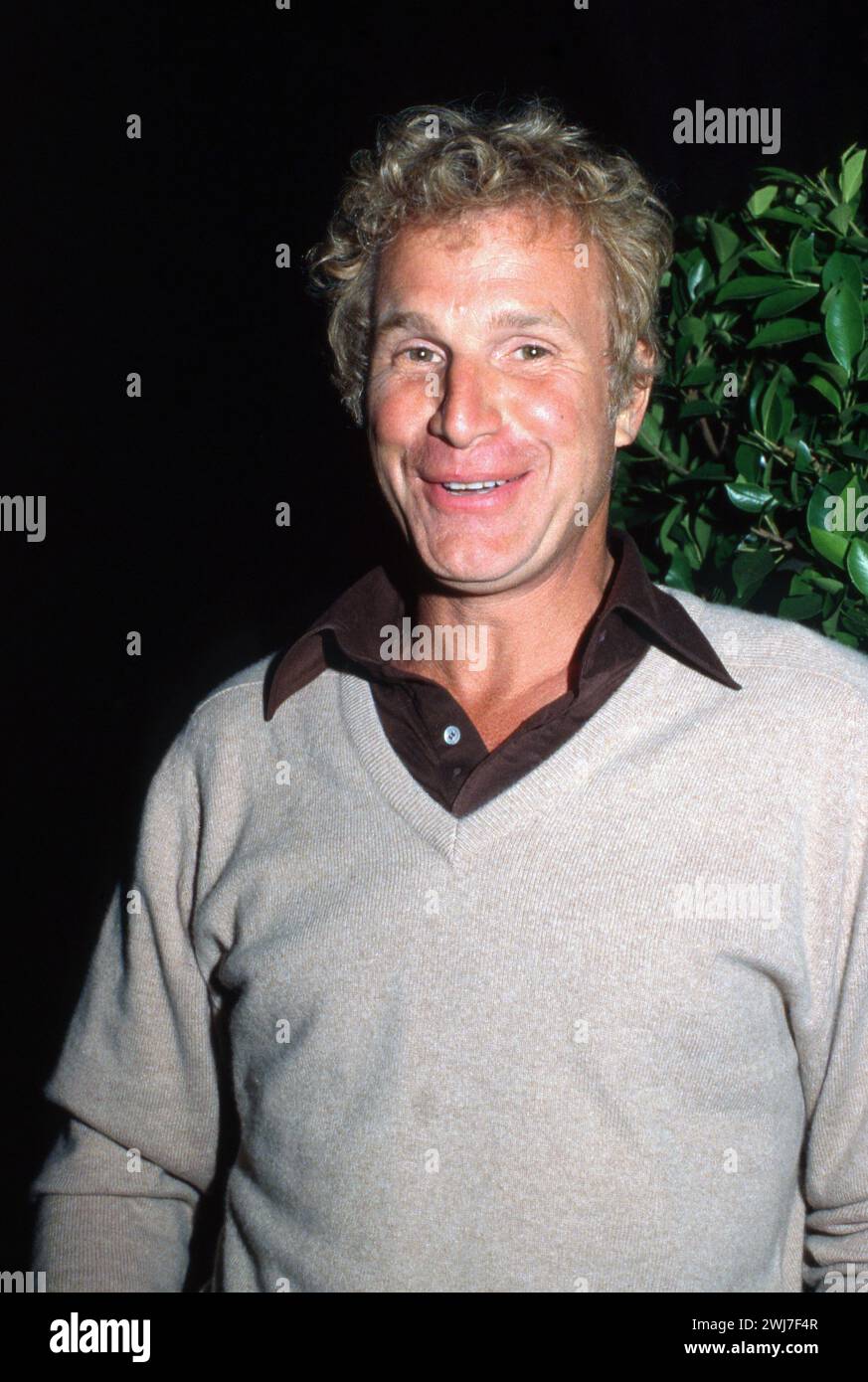 Wayne Rogers Circa 1980's Credit: Ralph Dominguez/MediaPunch Stock Photo - Alamy