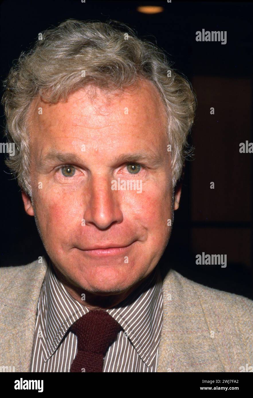 Wayne Rogers Circa 1980's Credit: Ralph Dominguez/MediaPunch Stock ...