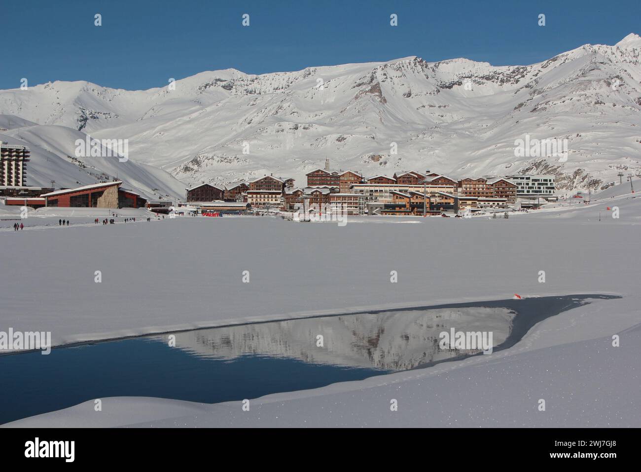 Lac de tignes hi-res stock photography and images - Alamy