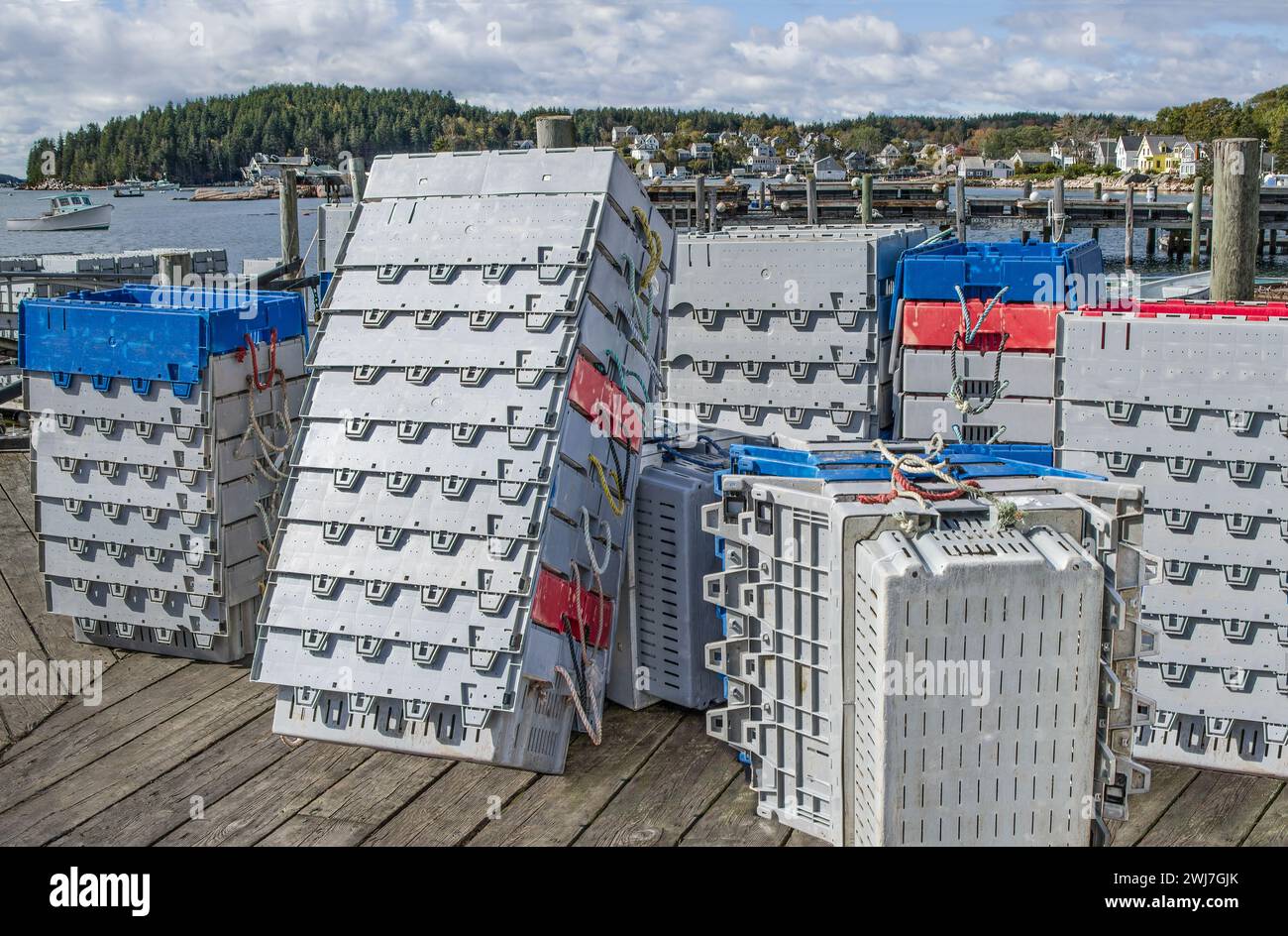 Plastic crates hi-res stock photography and images - Alamy