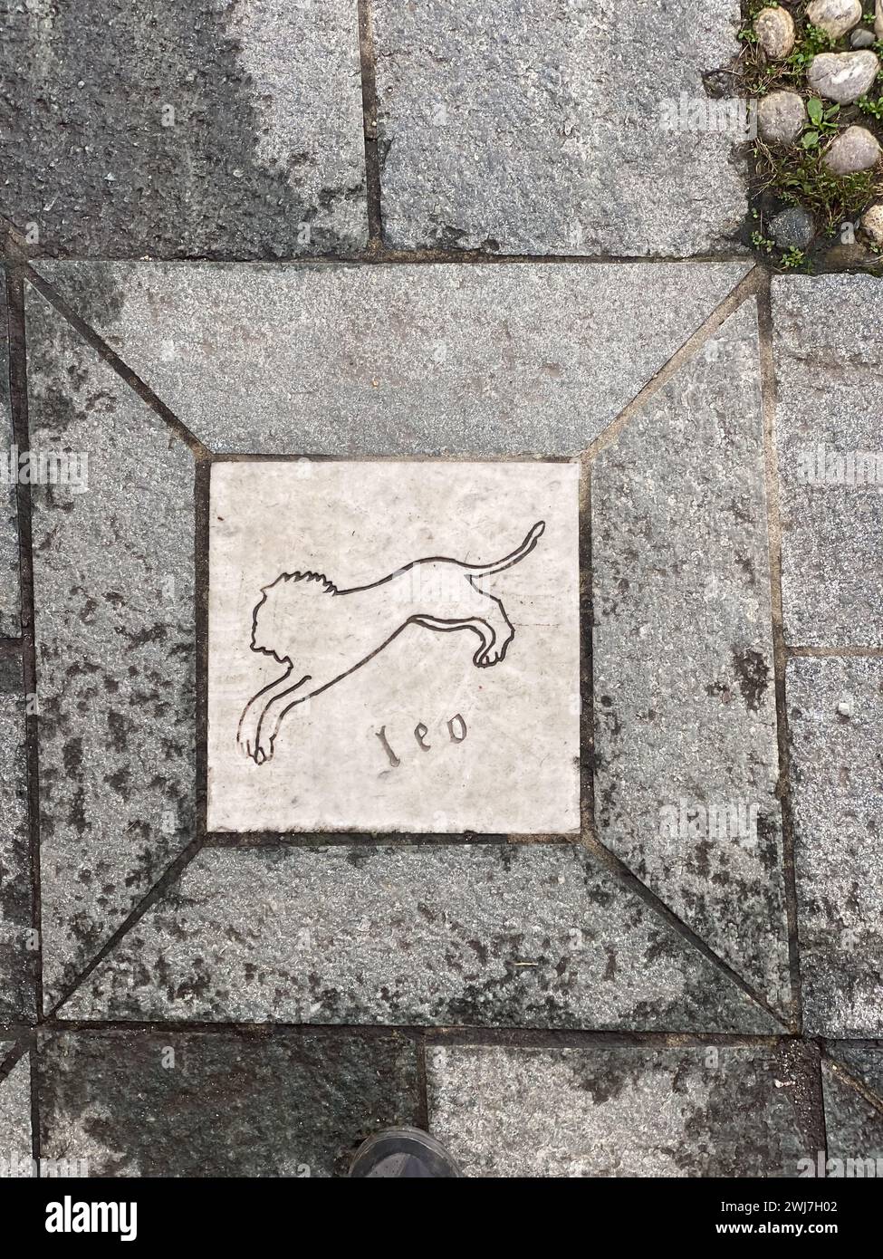 Tile sagittarius hi-res stock photography and images - Alamy