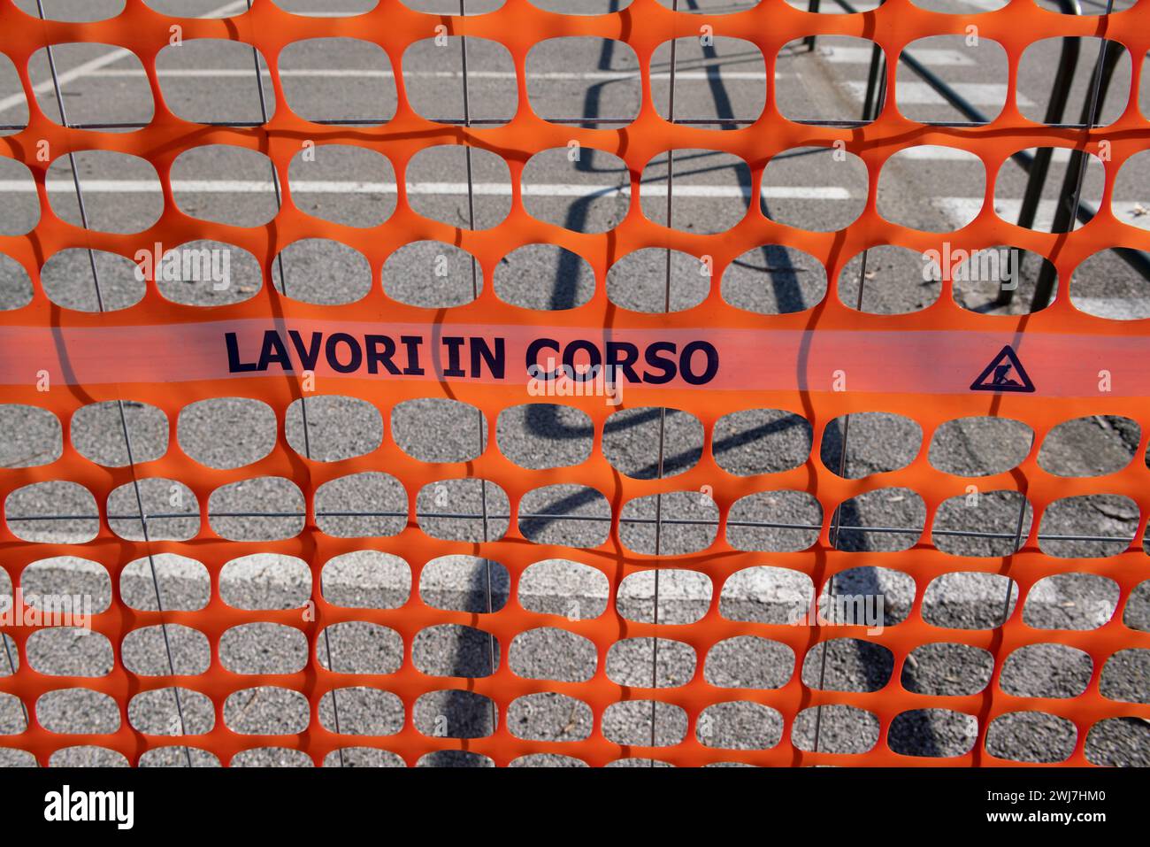 high visibility net, work in progress on a construction site, fence of ...