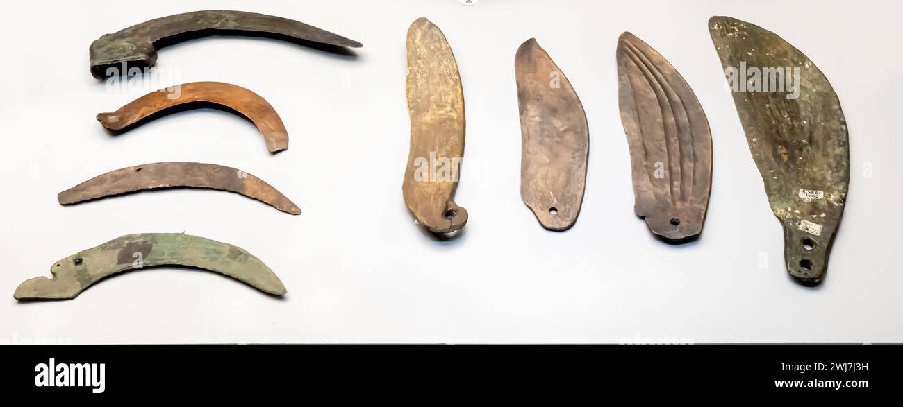 Bronze age tools hi-res stock photography and images - Alamy