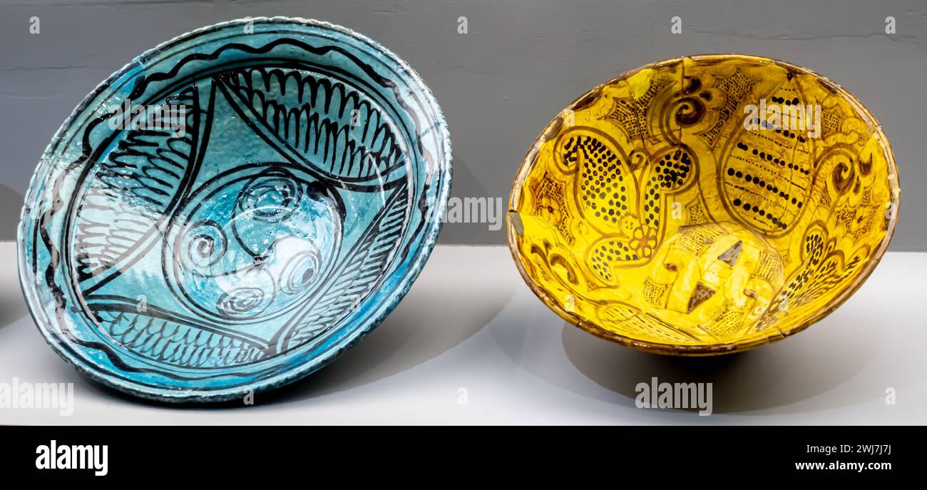 Glazed ceramics hi-res stock photography and images - Alamy
