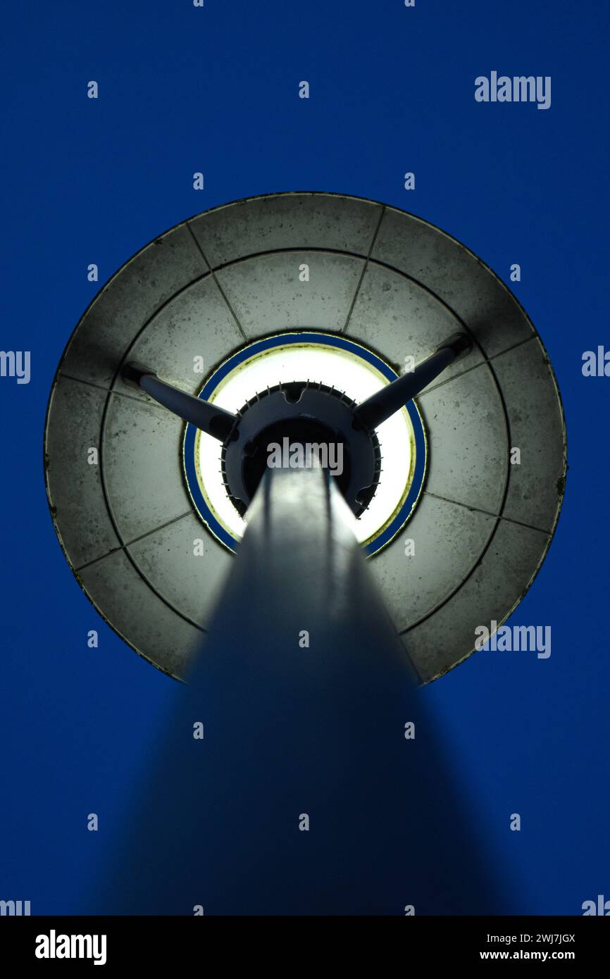 Vibrant light blue hi-res stock photography and images - Alamy