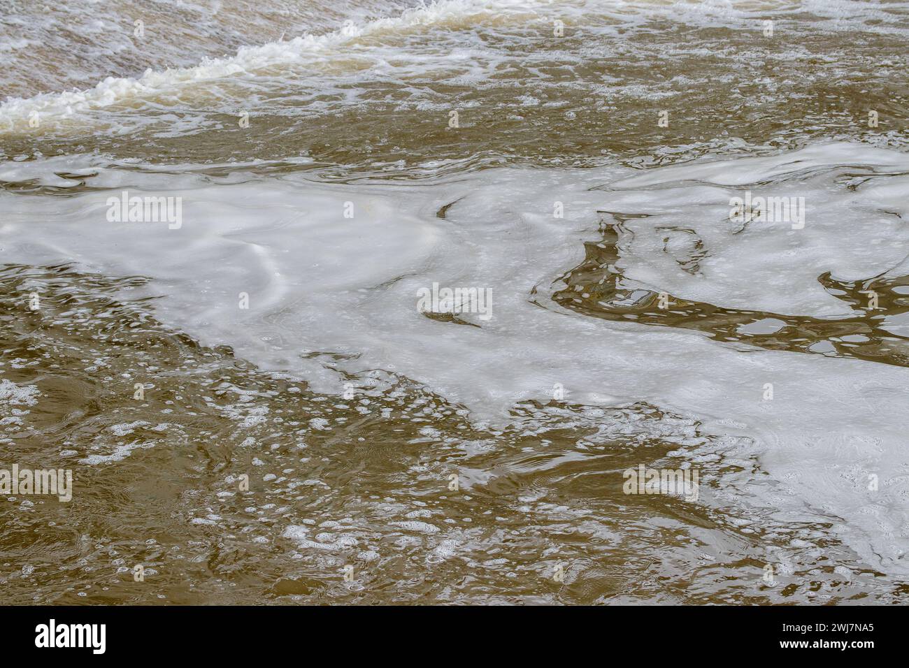 Toxic foam river hi-res stock photography and images - Alamy