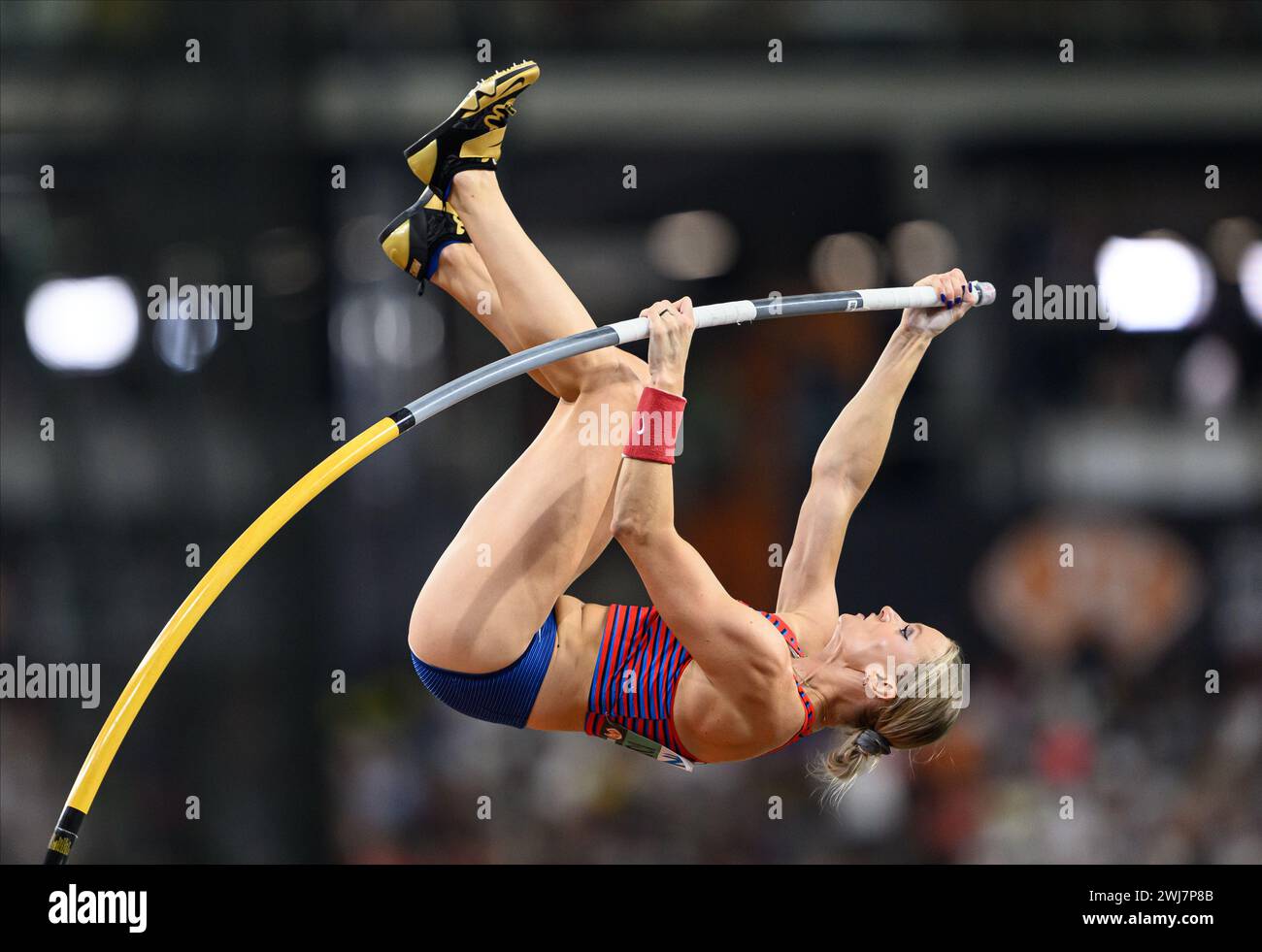 Katie MOON participating in the Pole Vault at the World Athletics ...