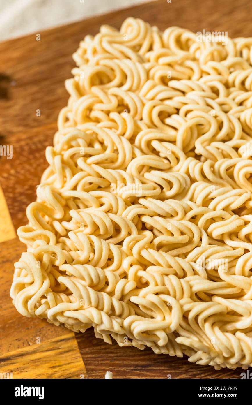 Asian Dry Ramen Noodles Ready to Cook Stock Photo - Alamy