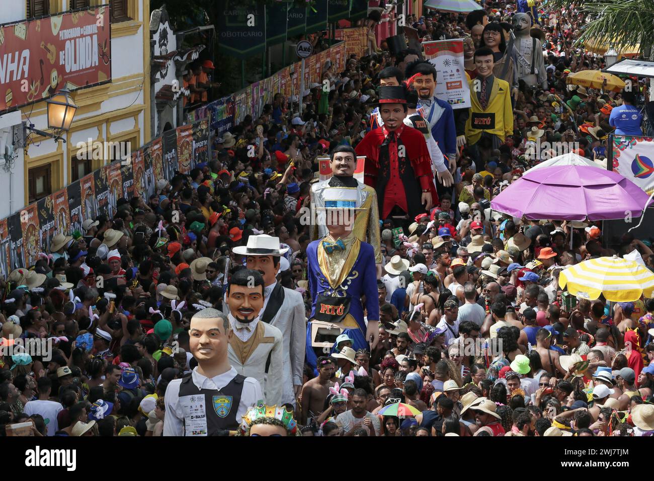 PE - OLINDA - 02/13/2024 - GIANT DOLLS PARADE AT OLINDA CARNIVAL 2024 ...
