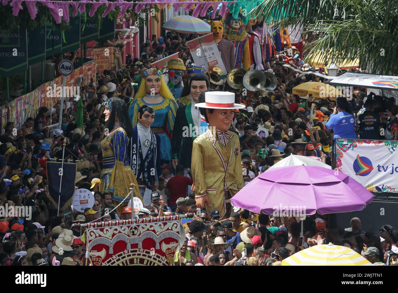 PE - OLINDA - 02/13/2024 - GIANT DOLLS PARADE AT OLINDA CARNIVAL 2024 ...