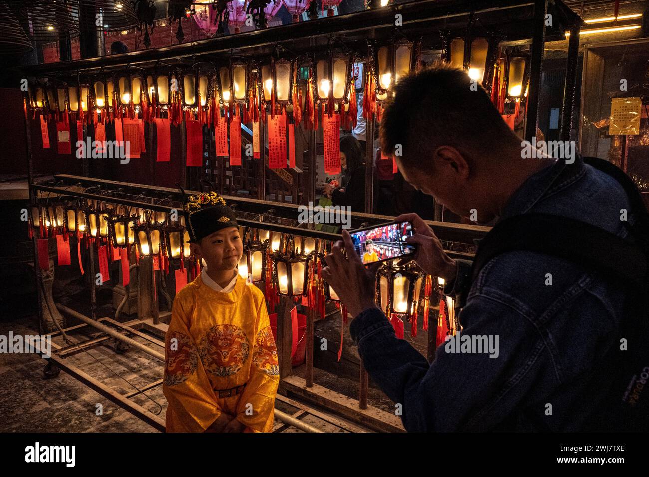 Chinese boy posing photo hi-res stock photography and images - Alamy