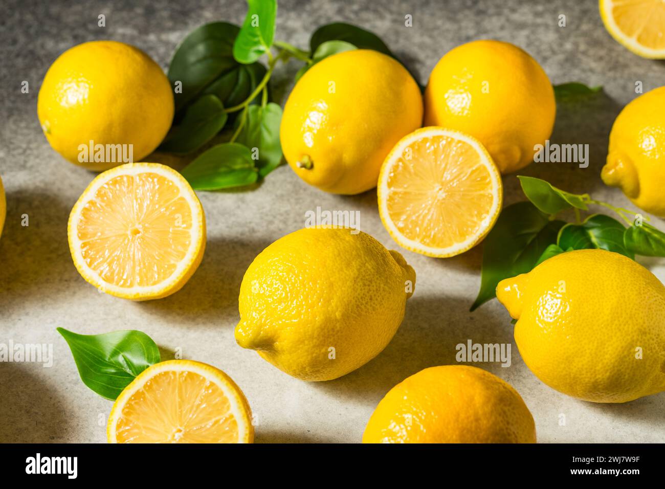 Organic Raw Yellow Seedless Lemons in a Bunch Stock Photo - Alamy