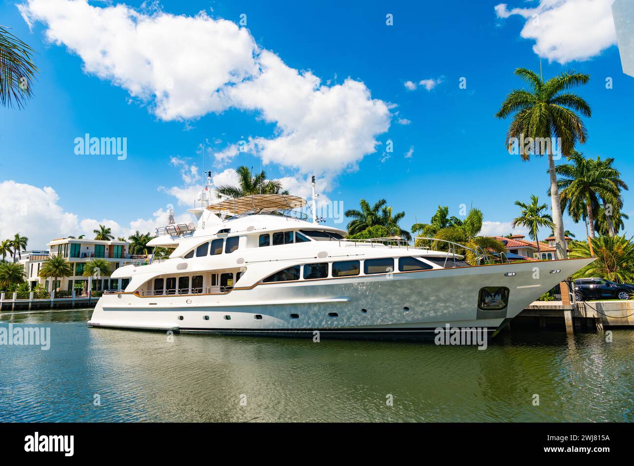 Destination point. Harbor with yacht at seaside summer destination ...