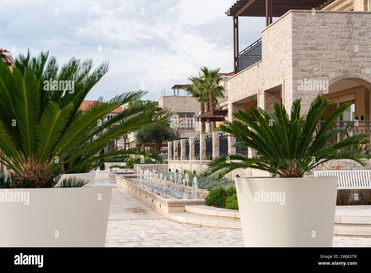 Luxury summer resort building exterior Stock Photo - Alamy