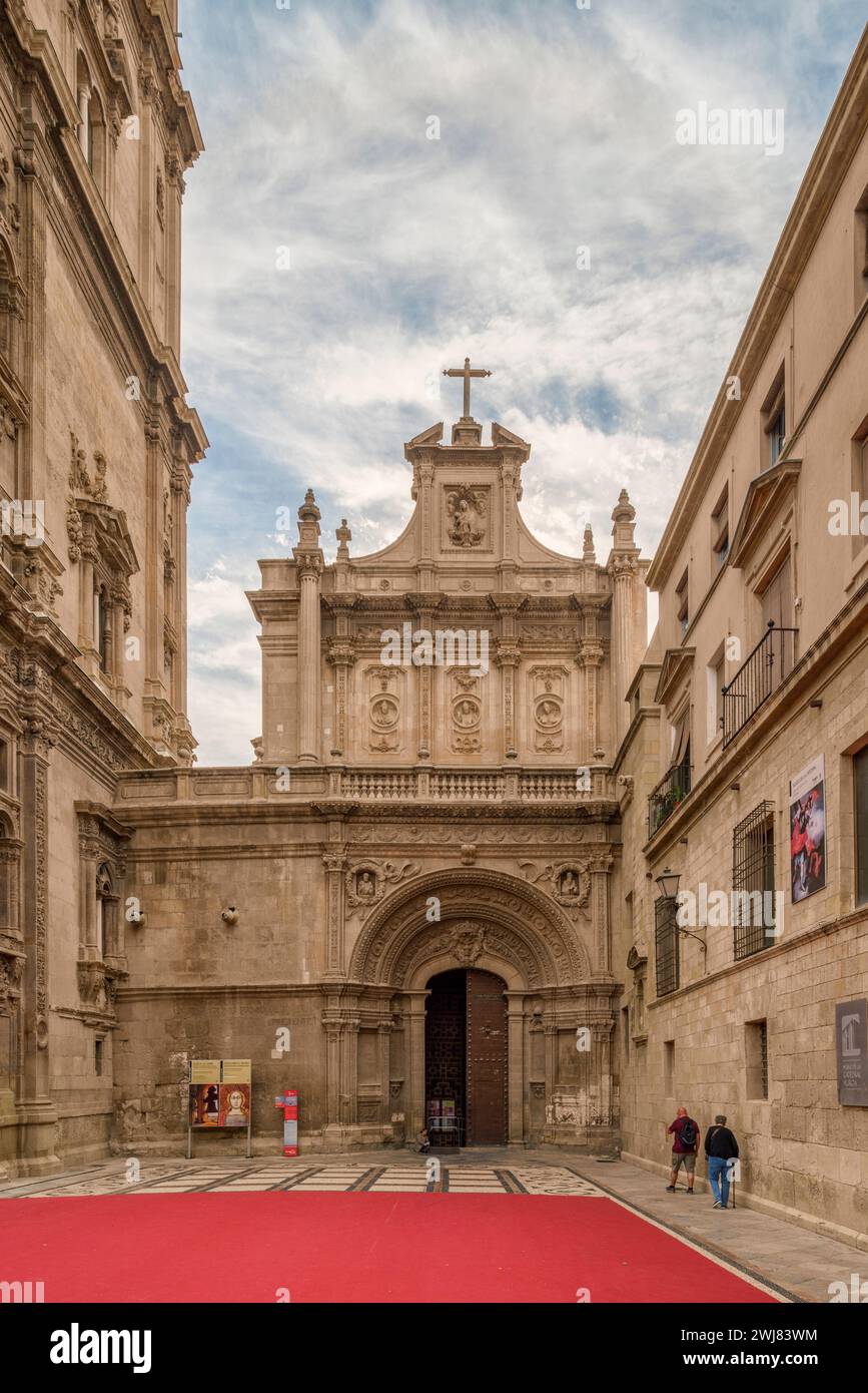 Gate of Chains with 16th century plateresque facade entrance to Murcia ...