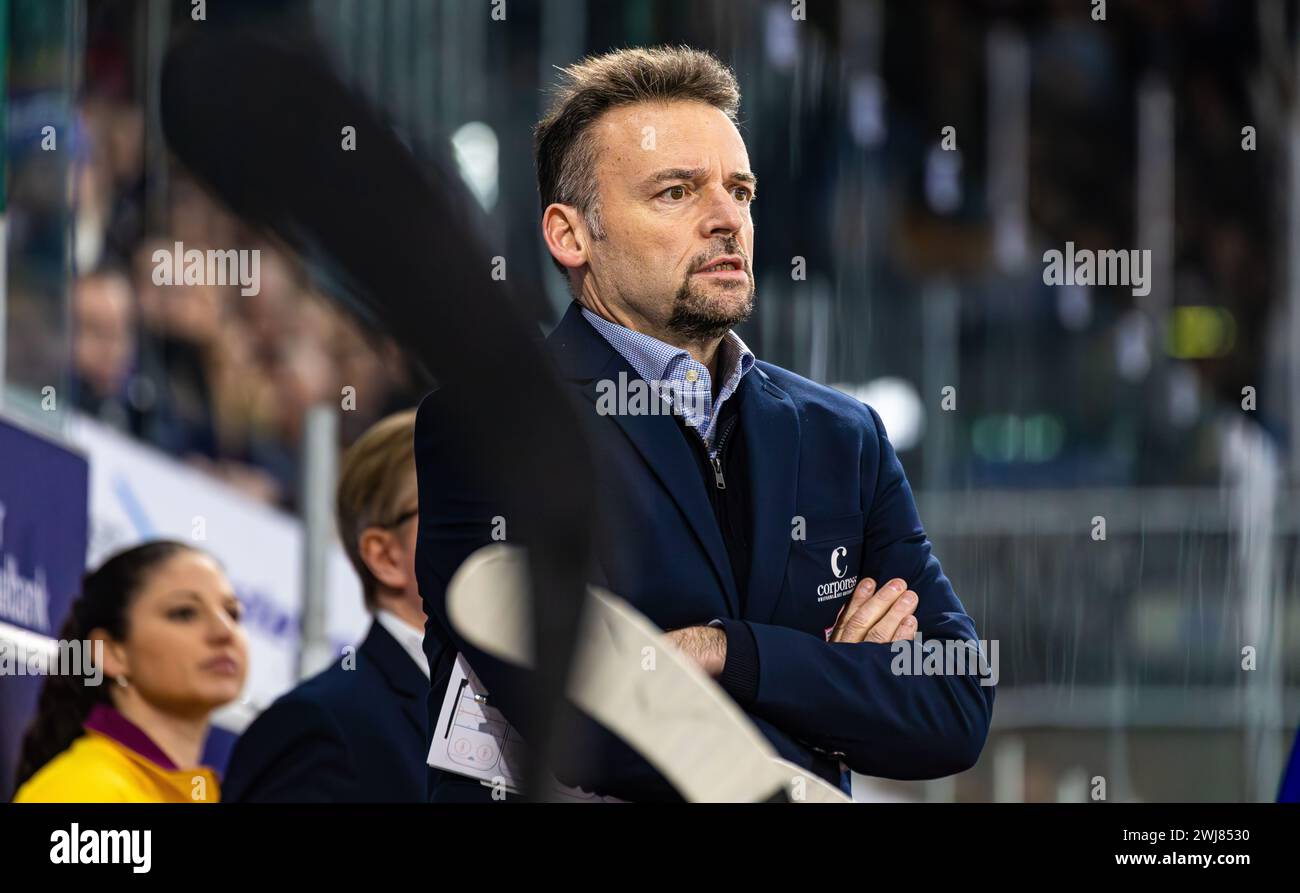 EHC Kloten - HC Fribourg-Gotteron, Stimo Arena, National League NL ...