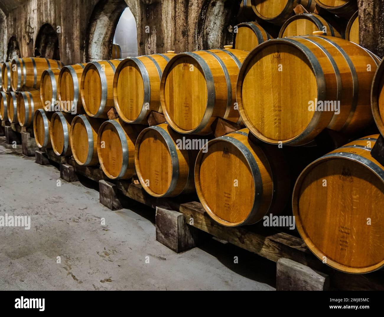 Stacked barrels hi-res stock photography and images - Alamy