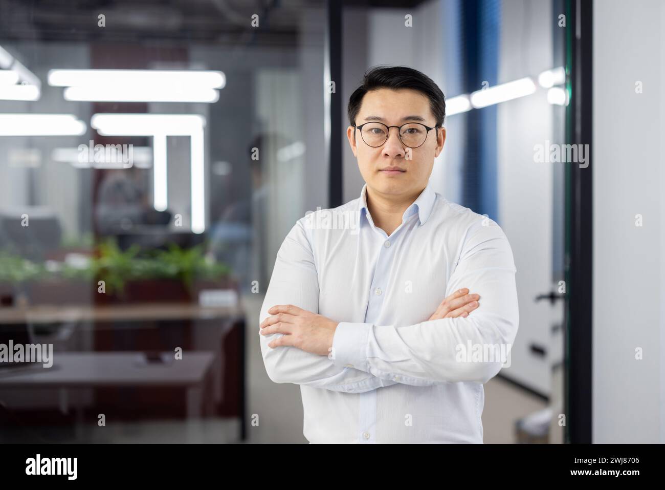 Asian business man employee entrepreneur hi-res stock photography and ...