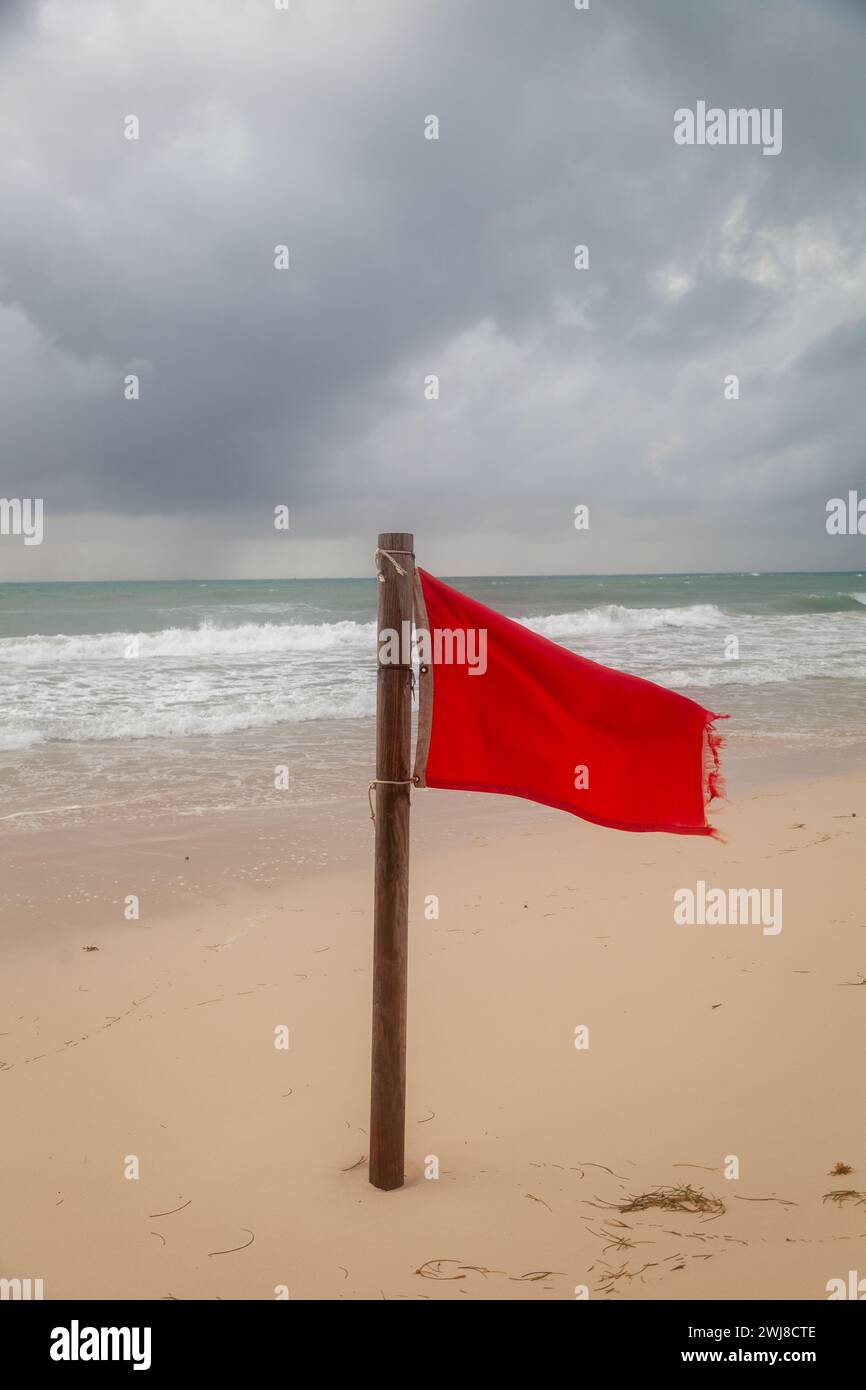 Hurricane warning flag hi-res stock photography and images - Alamy
