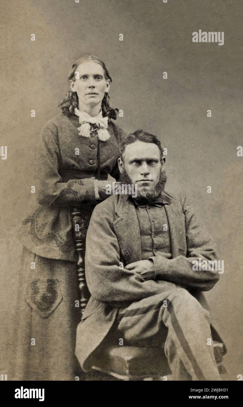 1800s family group hi-res stock photography and images - Alamy