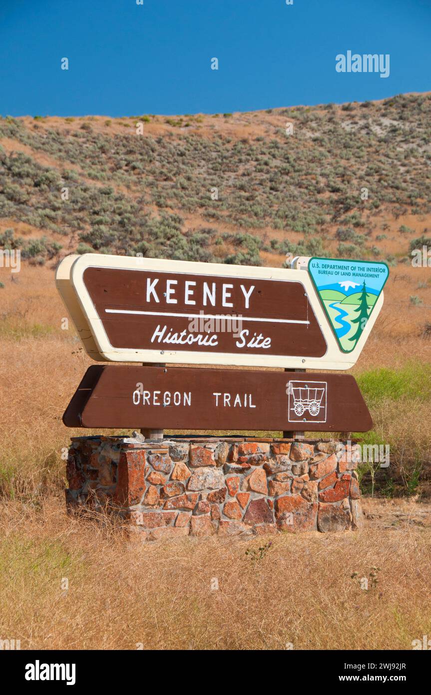 Entrance sign, Keeney Pass Historic District, Oregon Trail National ...