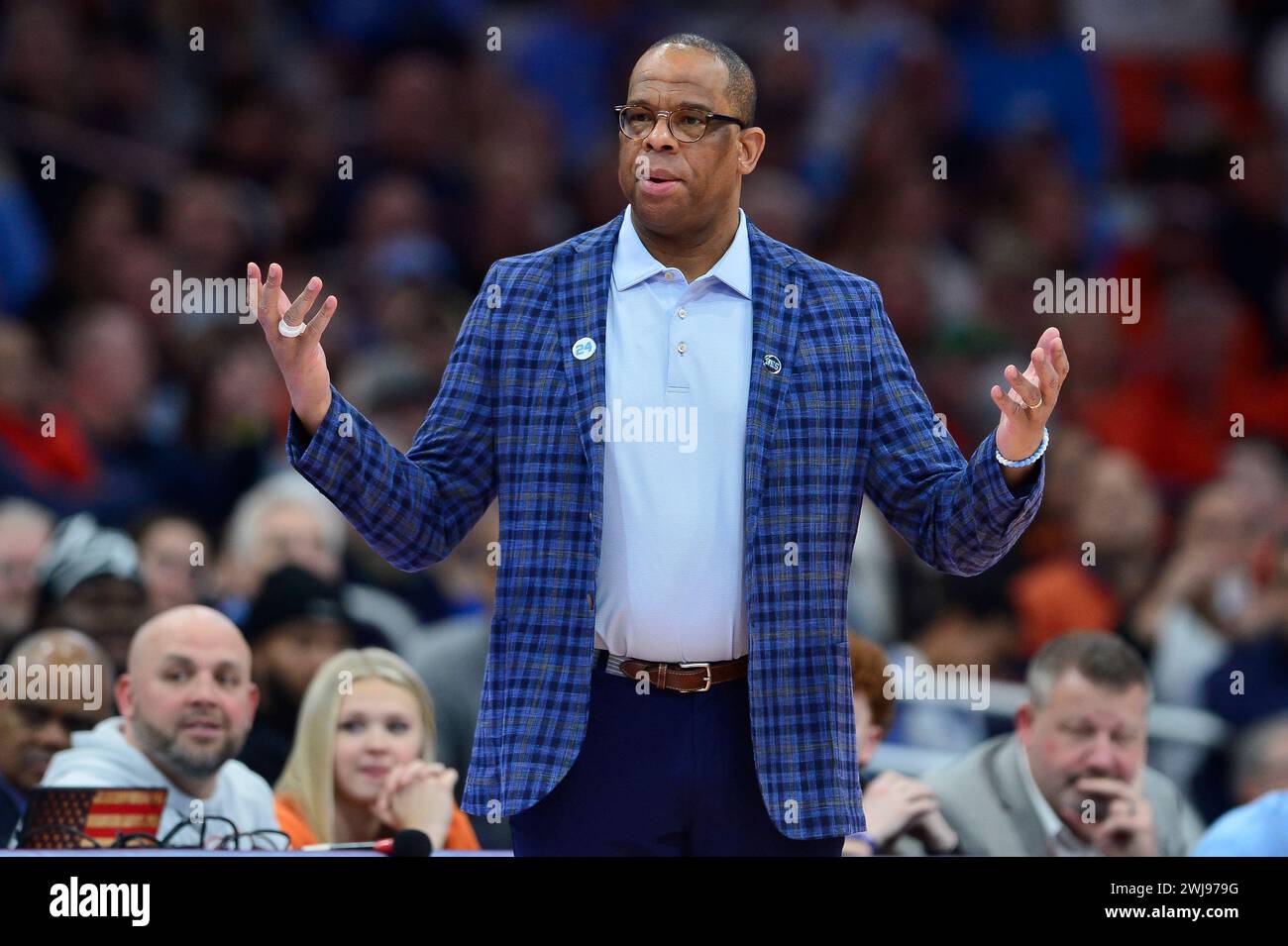 North Carolina head coach Hubert Davis gestures during the first half ...