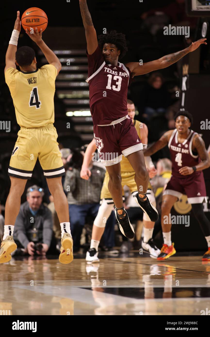 NASHVILLE, TN - FEBRUARY 13: Vanderbilt Commodores guard Isaiah West (4 ...