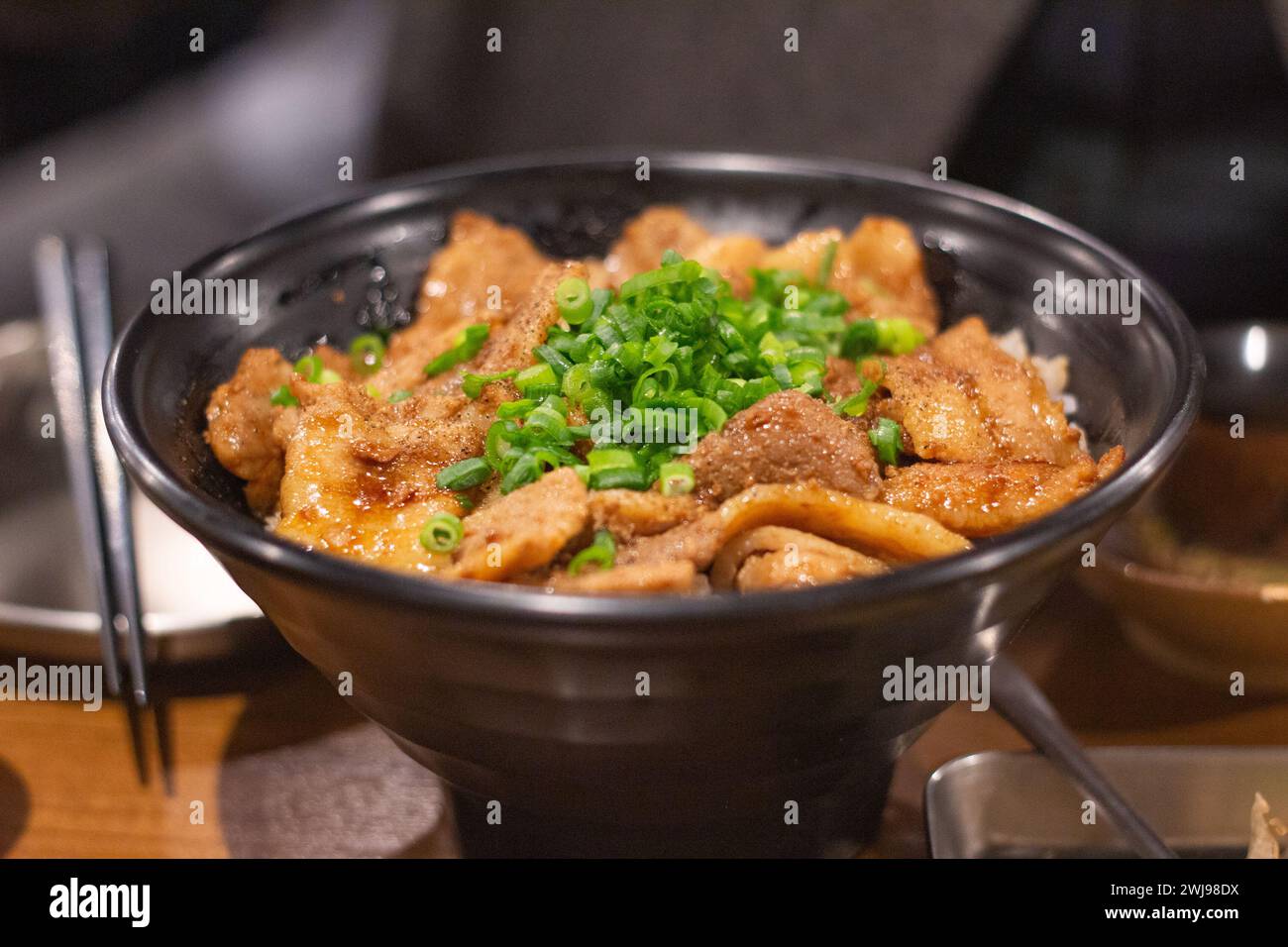 Butadon (Pork Donburi) Japanese pork rice bowl Stock Photo - Alamy