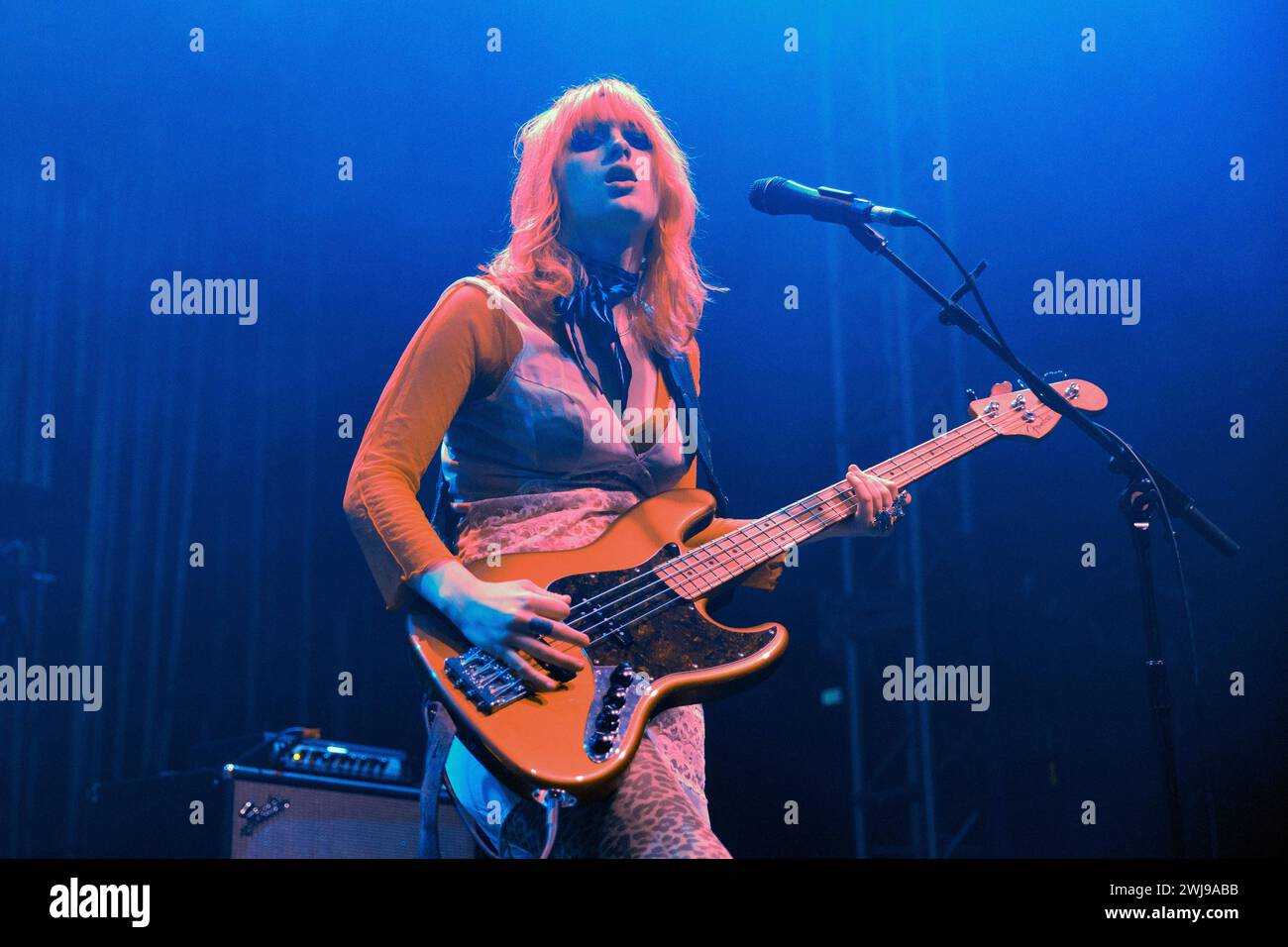 Lola hot hi-res stock photography and images - Alamy