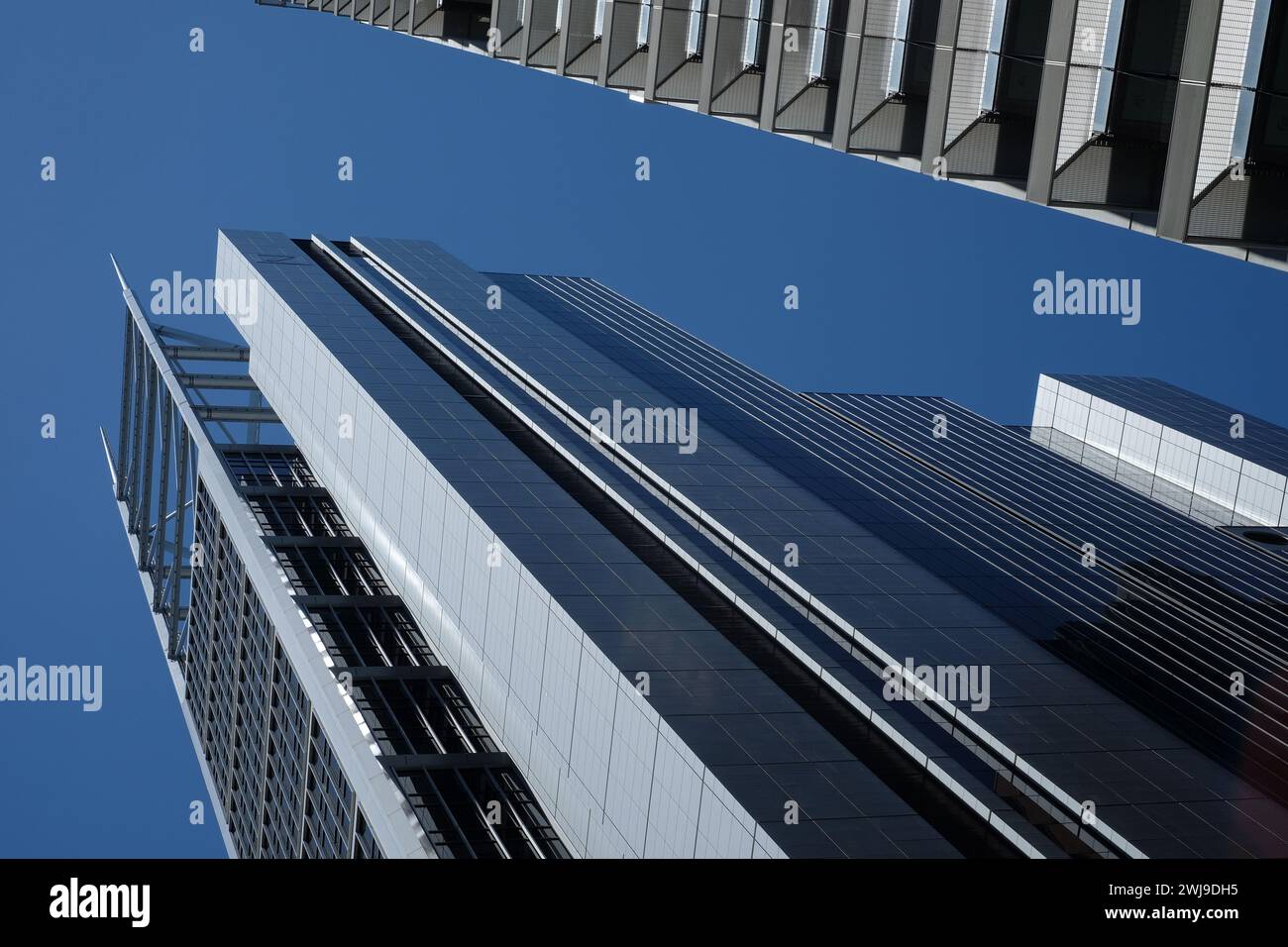 The Metal skin & Mast of Deutsche Bank Place tower by Norman Foster of ...