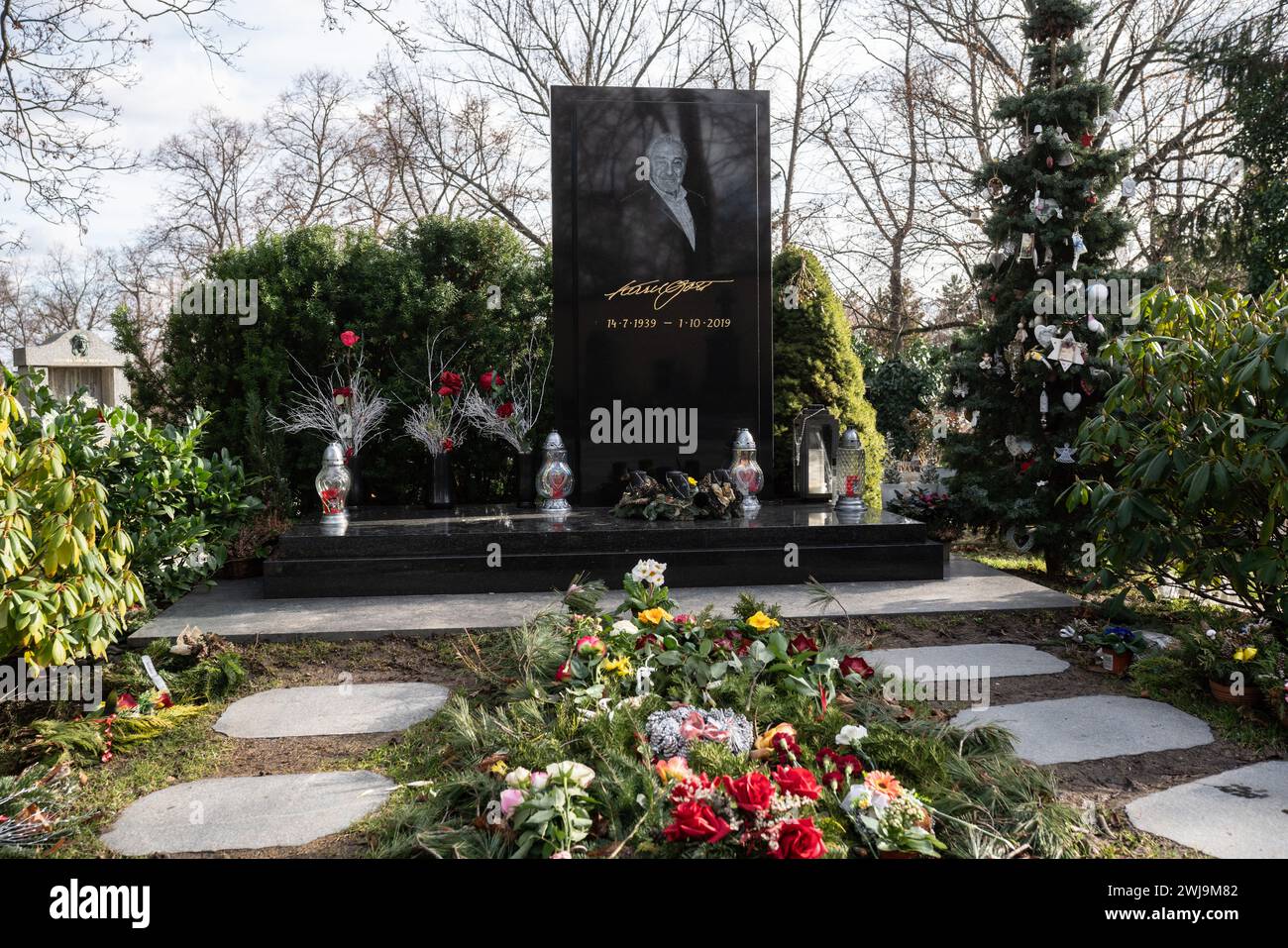 Karel gott singer popular hi-res stock photography and images - Alamy