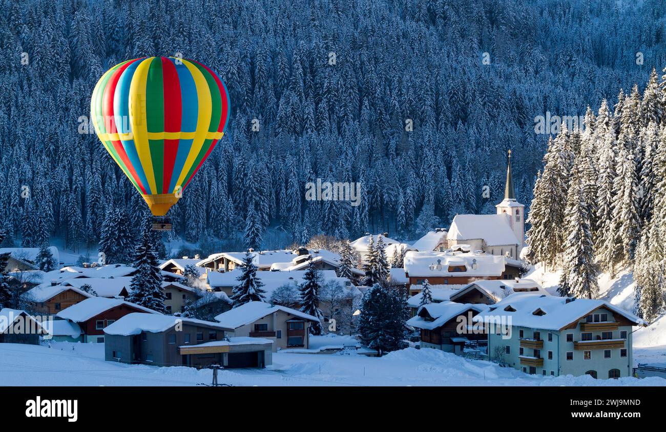 Soaring air hi-res stock photography and images - Alamy