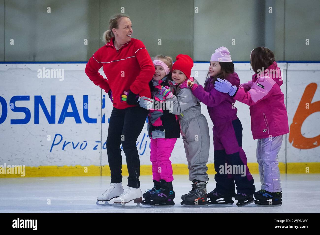Ice skating medals hi-res stock photography and images - Alamy