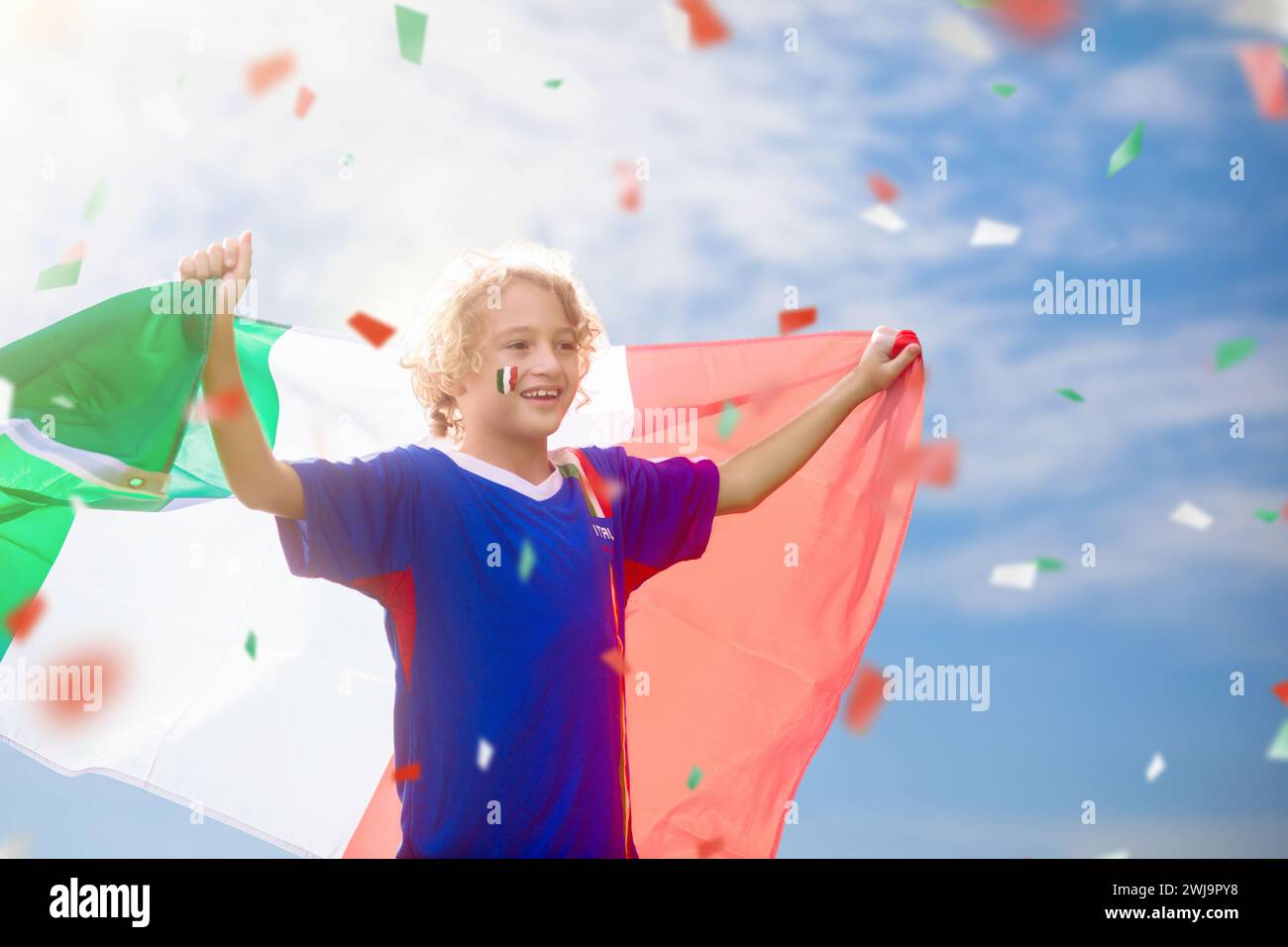 Italian children play soccer hi-res stock photography and images - Alamy