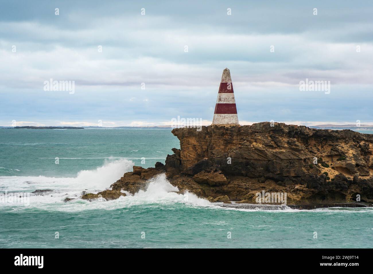 The iconic Robe Obelisk, South Australia Stock Photo - Alamy