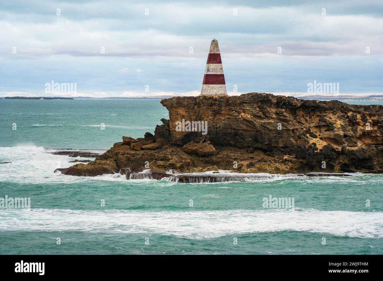 The iconic Robe Obelisk, South Australia Stock Photo - Alamy
