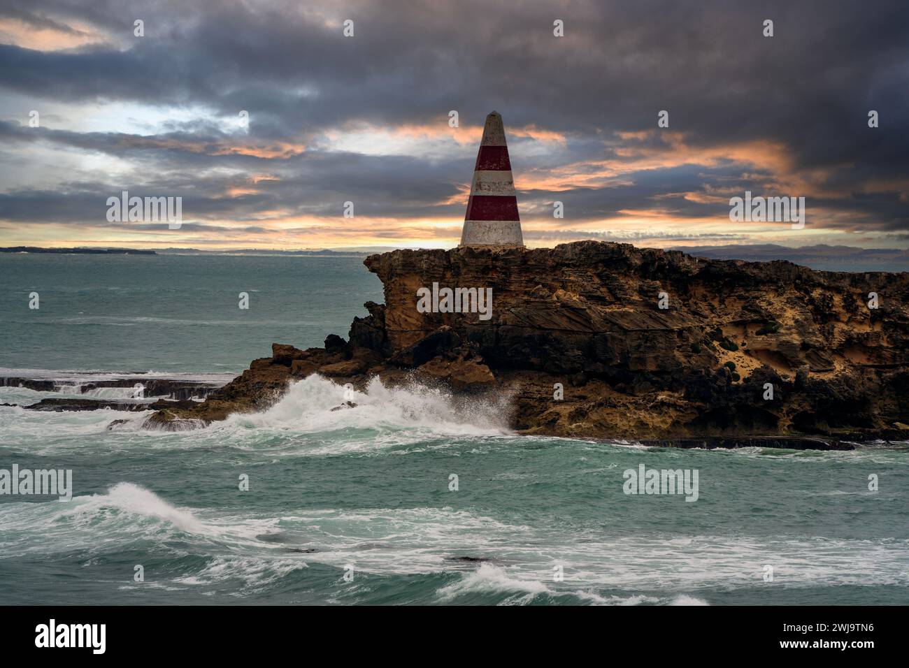 The iconic Robe Obelisk, South Australia Stock Photo - Alamy