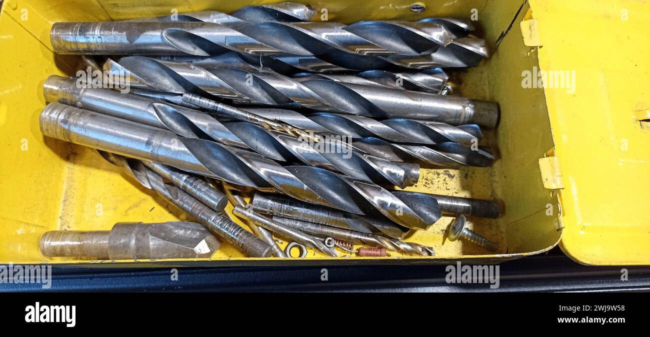 Box drills hi-res stock photography and images - Alamy