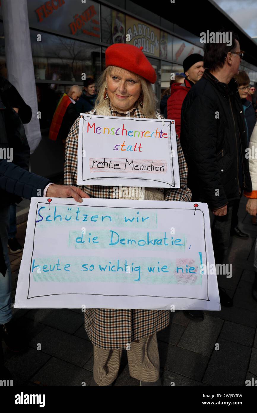 Demonstration unter dem Motto ãNie wieder ist jetzt C für Demokratie, gegen FaschismusÓ ...