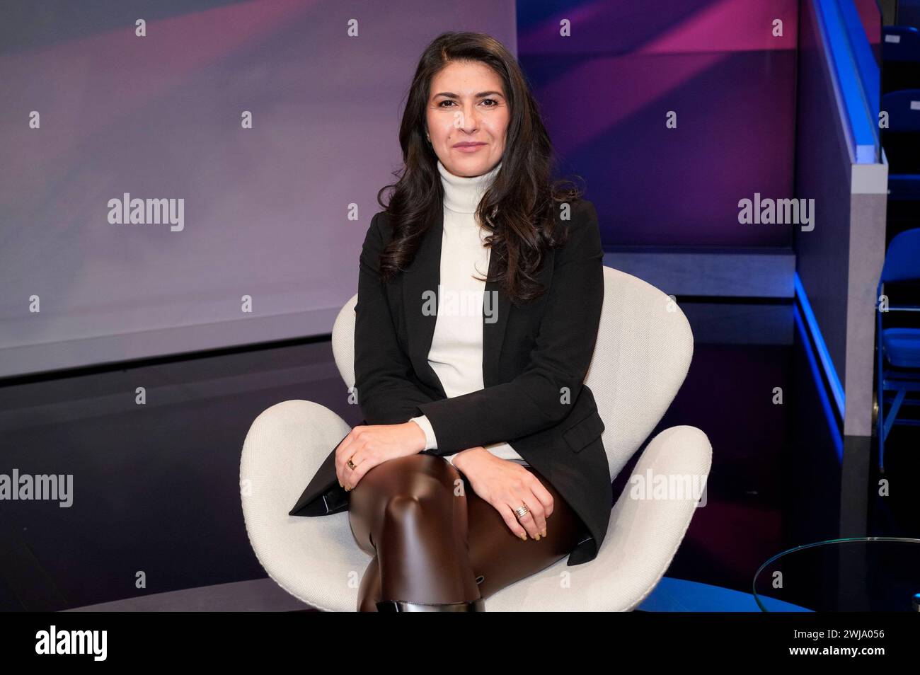 Serap Güler in der ARD-Talkshow maischberger im Studio Berlin Adlershof ...