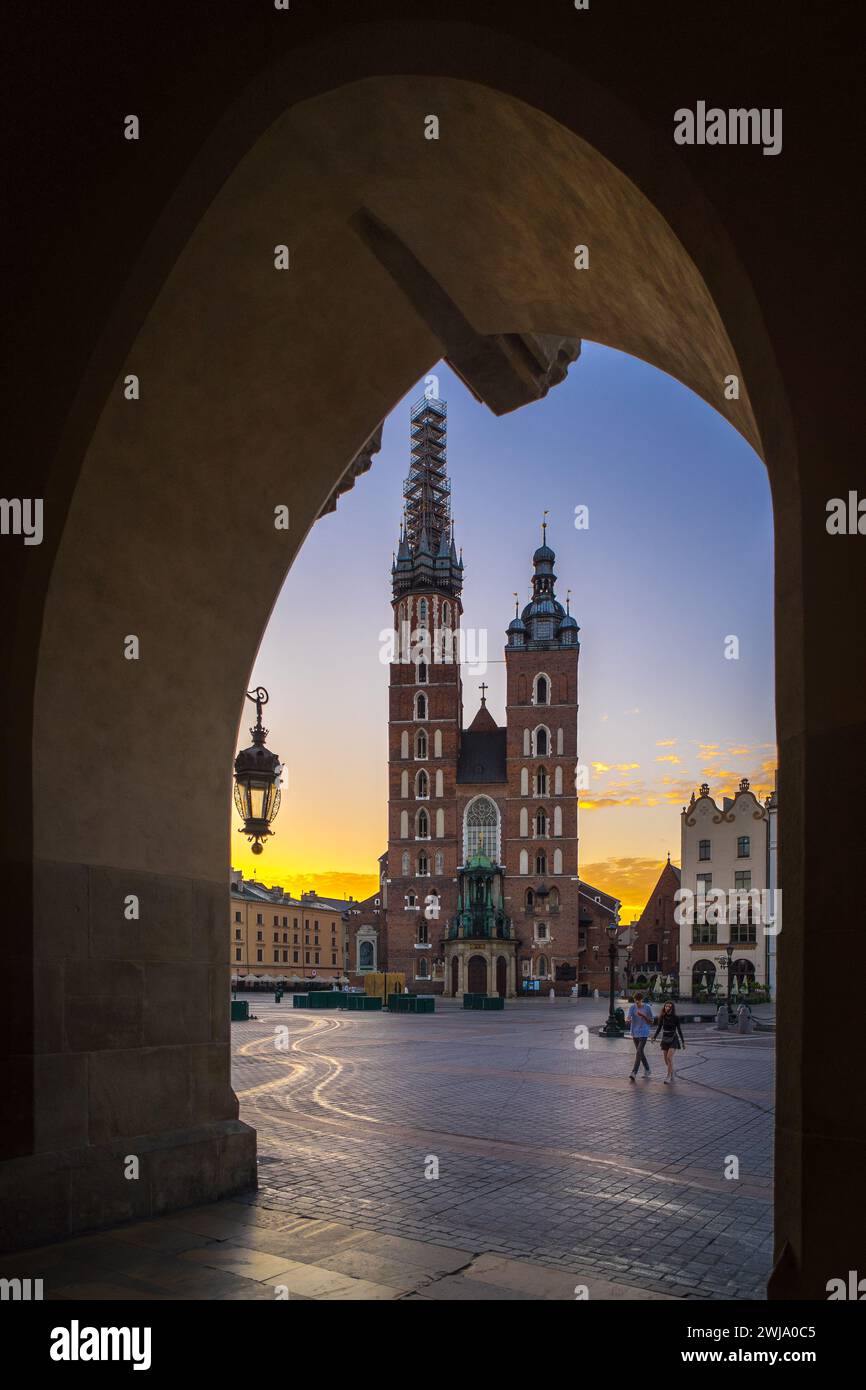 Krakow, Poland - Aug 13 2023: Krakow's main square and St. Mary's ...