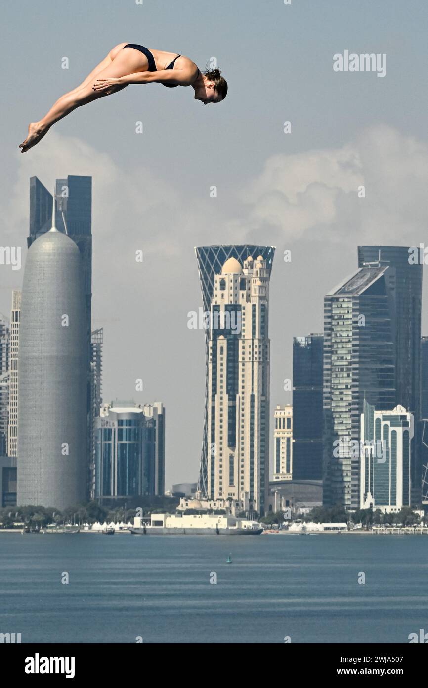 High diving women 20m hi-res stock photography and images - Alamy