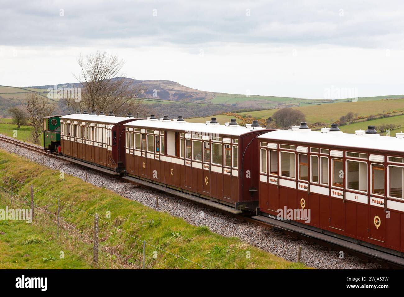 Train leaving Woody Bay station on the Lynton and Barnstaple railway ...