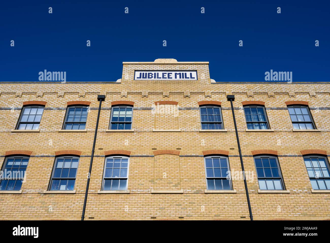 Taplow riverside development hi-res stock photography and images - Alamy