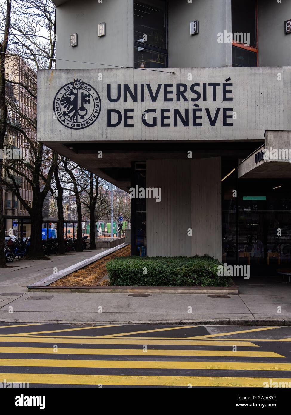 Coat of arms research hi-res stock photography and images - Alamy