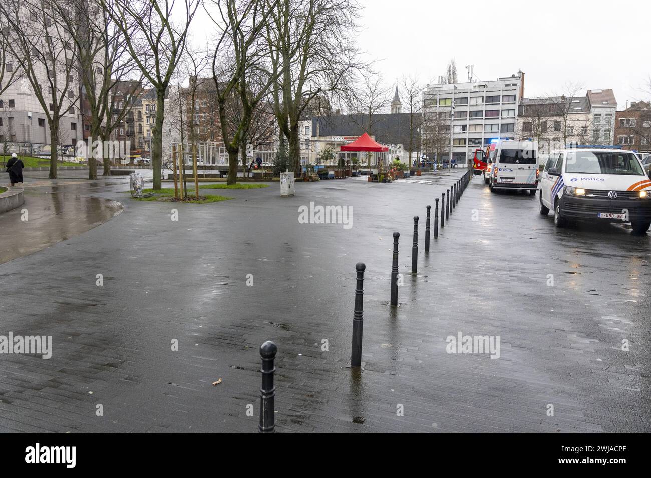 Square jacques franck hi-res stock photography and images - Alamy